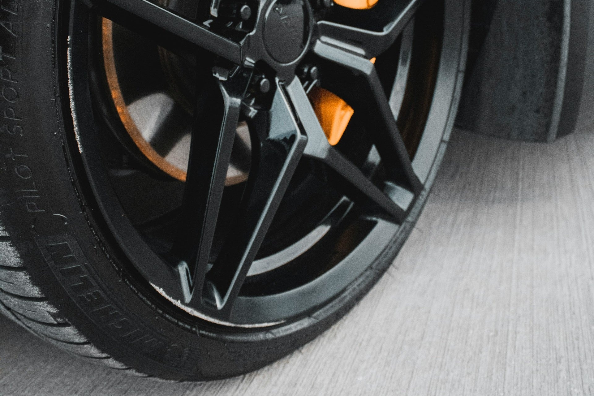 Genuine OEM Corvette Wheels – CorvetteGuys.com